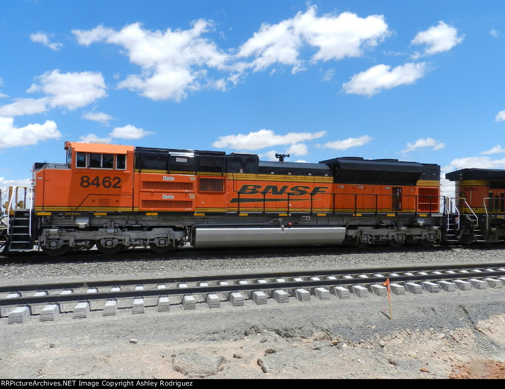 BNSF 8462